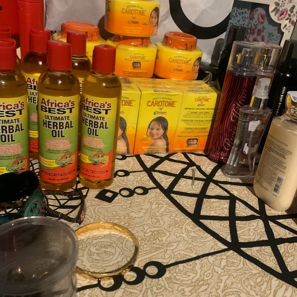 Skincare | Caroline Cream | Poshmark